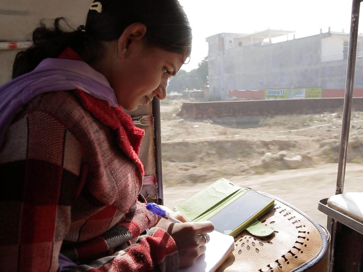 Oscar Nominated Documentary Writing With Fire Completed with DaVinci ...