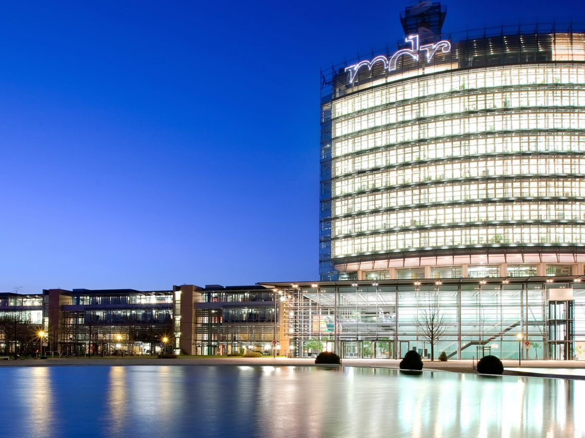 Riedel Communications Mediornet MicroN UHD Provides Decentralized ...