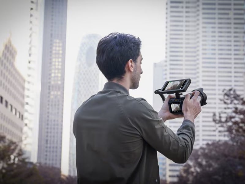 Sony Introduces PDT-FP1 Portable Data Transmitter for High-Speed Media Transfer Over 5G Networks ...