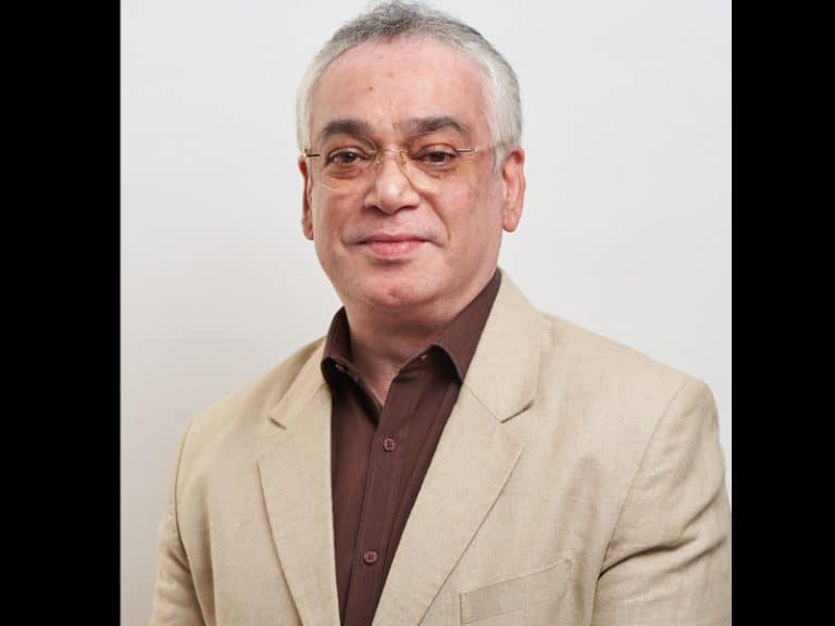 Top 10 Best Uttam Kumar Movies: Celebrating the Legendary Bengali Actor ...